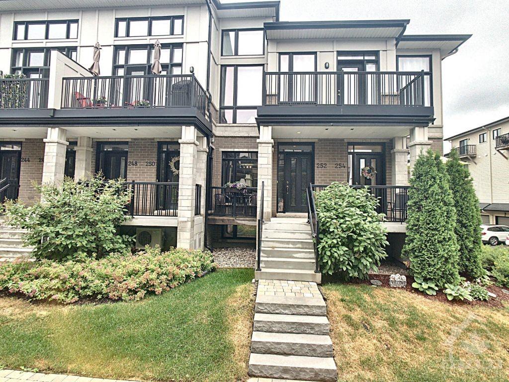 254 PEMBINA Private, Orleans-Gloucester, Ontario K4M0G7 Sold History ...