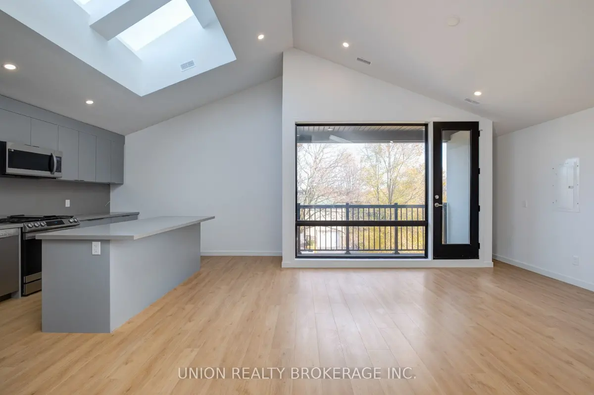 4 - 506 Scarborough Rd, Toronto, Ontario Listing History | HouseSigma